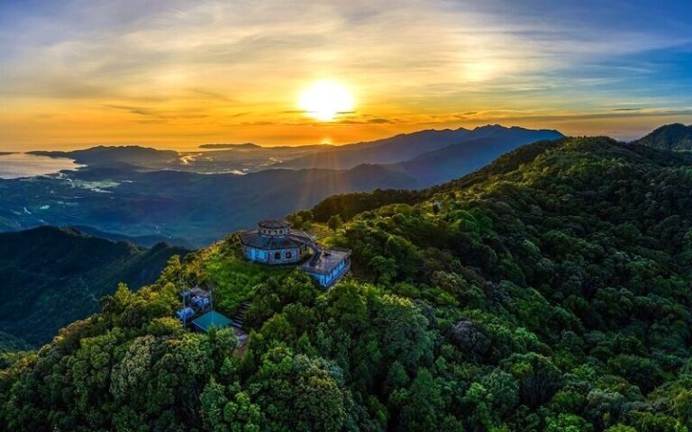 Unforgettable Da Nang 2 Days Nature Adventure Tour - IDC Travel