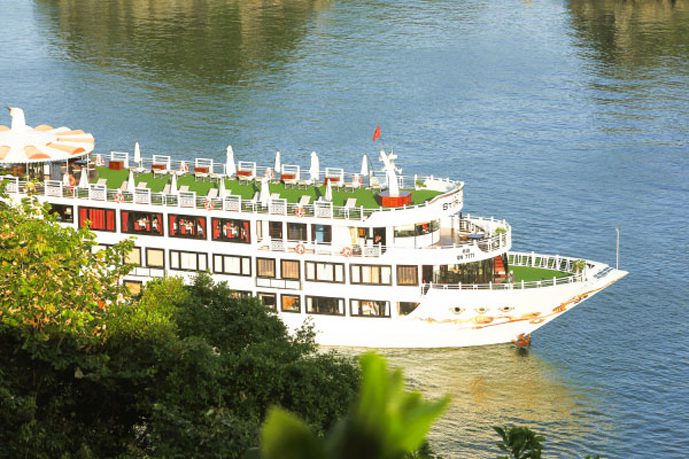 Starlight Cruise Halong, Luxury Cruise in Halong Bay - Paradise Travel
